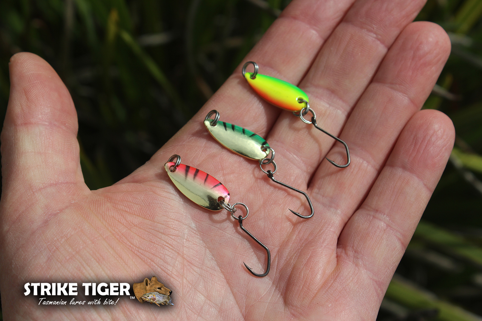 Strike Tiger Micro Spoon 22mm Hard Body Fishing Lure - Choose Colour